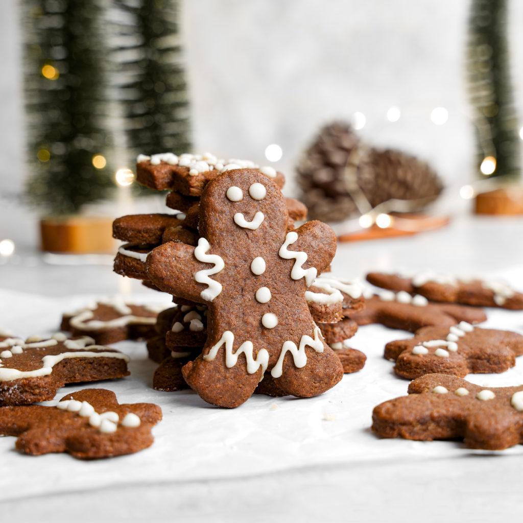 Healthy Vegan Gingerbread Cookies - The All Natural Vegan
